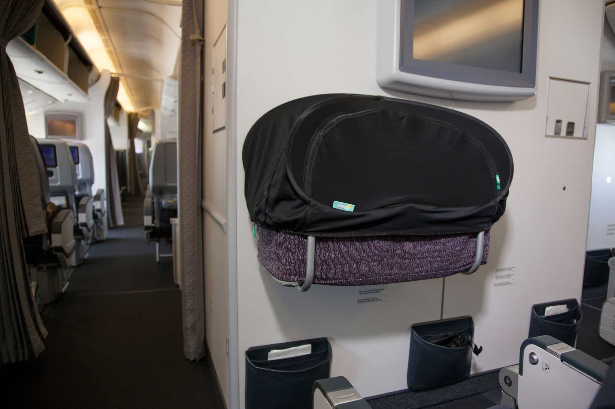 COZIGO REVIEW - THE AIRLINE BASSINET AND STROLLER COVER
