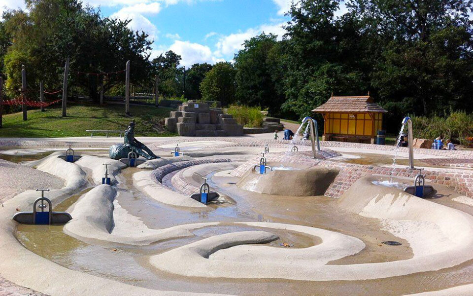Best Splash Parks in London - Including Lidos & Pools