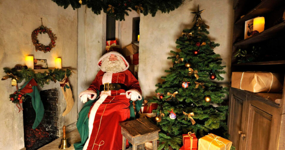Where To See Santa in London 2023- Best London Santa Grotto